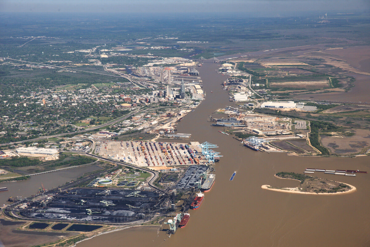 Alabama Port in Mobile sets cargo record