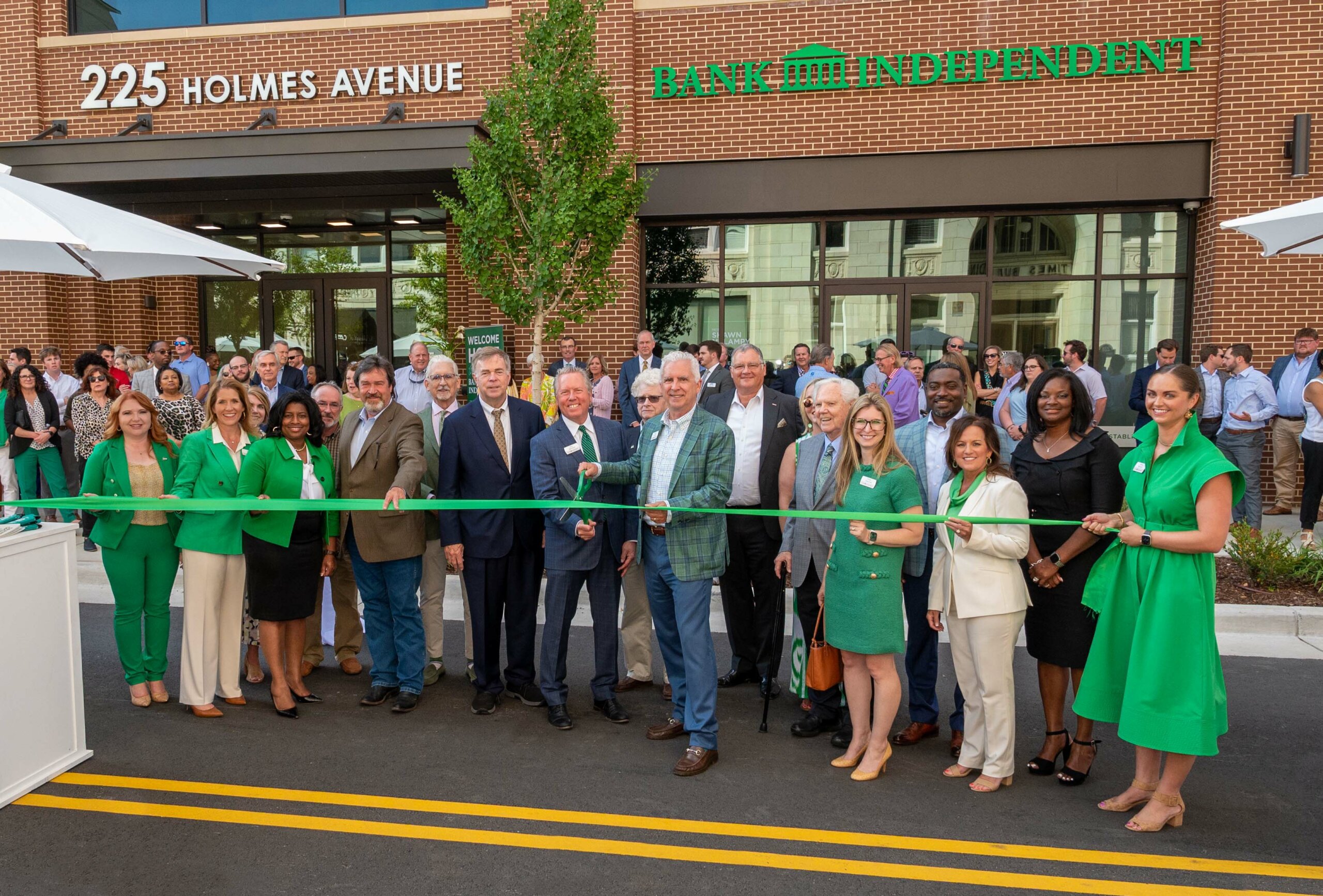 225 Holmes opens in Huntsville