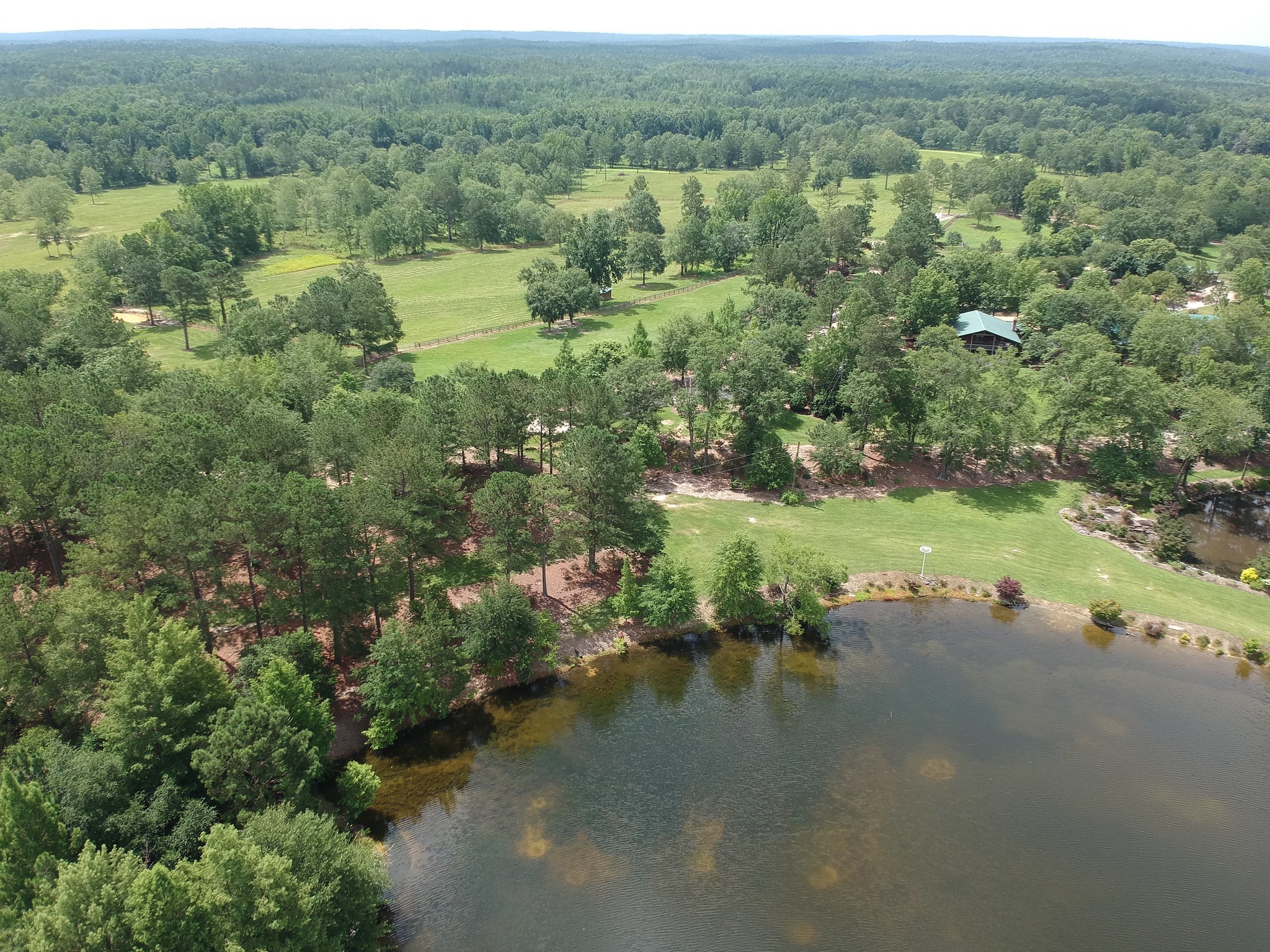 Dye’s 415-acre Crooked Oaks donated to Auburn