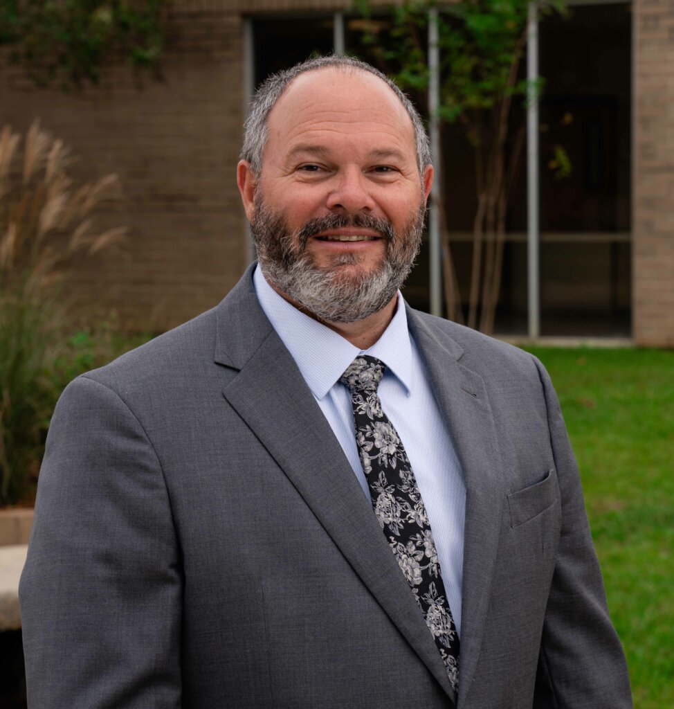 Spotlight on Houston & Henry: Movers & Shapers