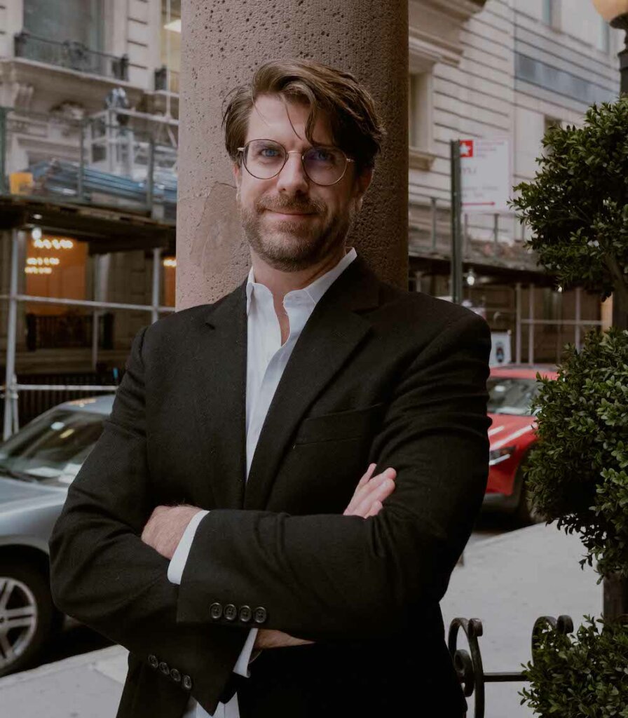 Employees seek home amenities while at work