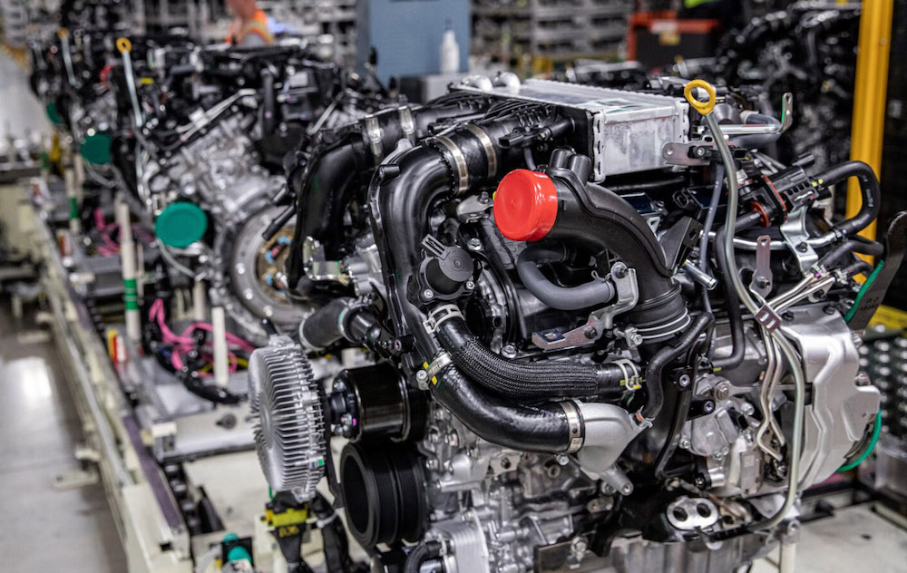 Toyota marks record for engine production