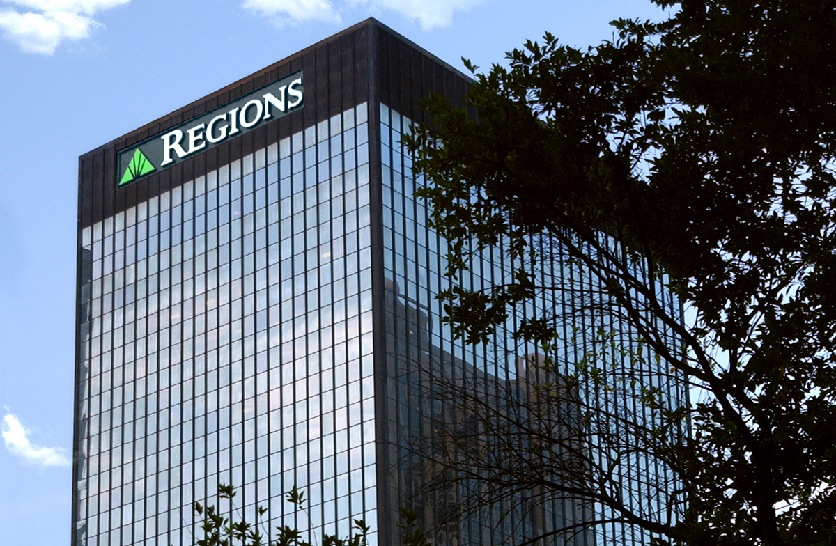 Regions Expands in Houston, Reports Solid Q4