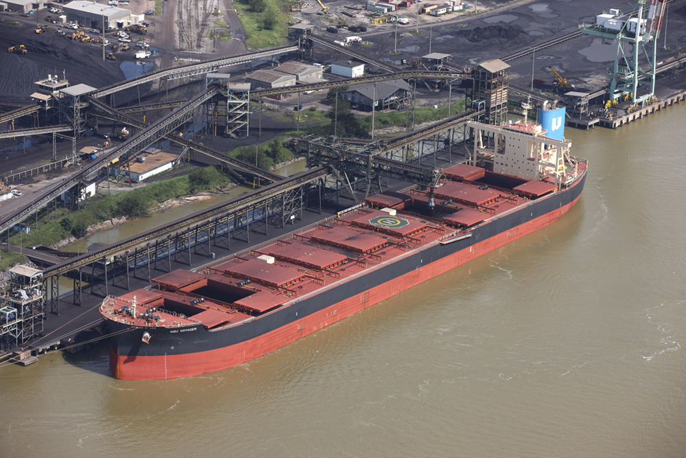 Port of Mobile Sets Coal Record; Ties Size Record