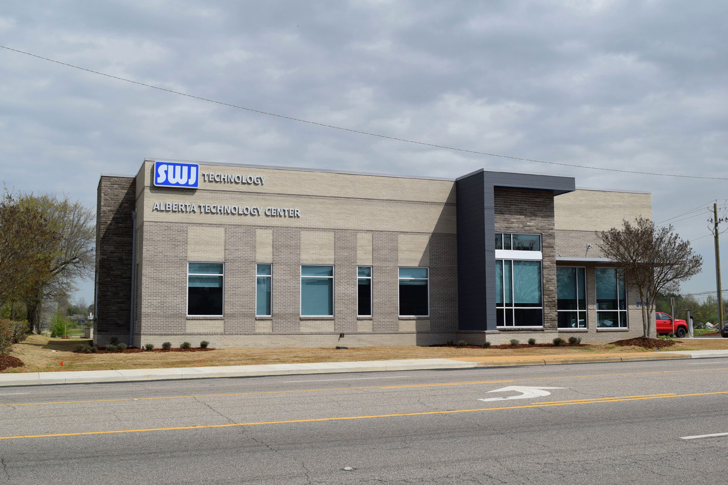 SWJ Technology Moves into New Headquarters