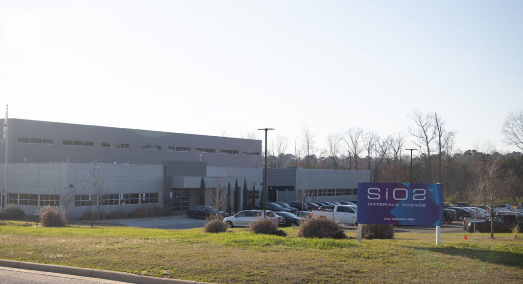 Auburn’s SiO2 Making Vials for the Vaccine